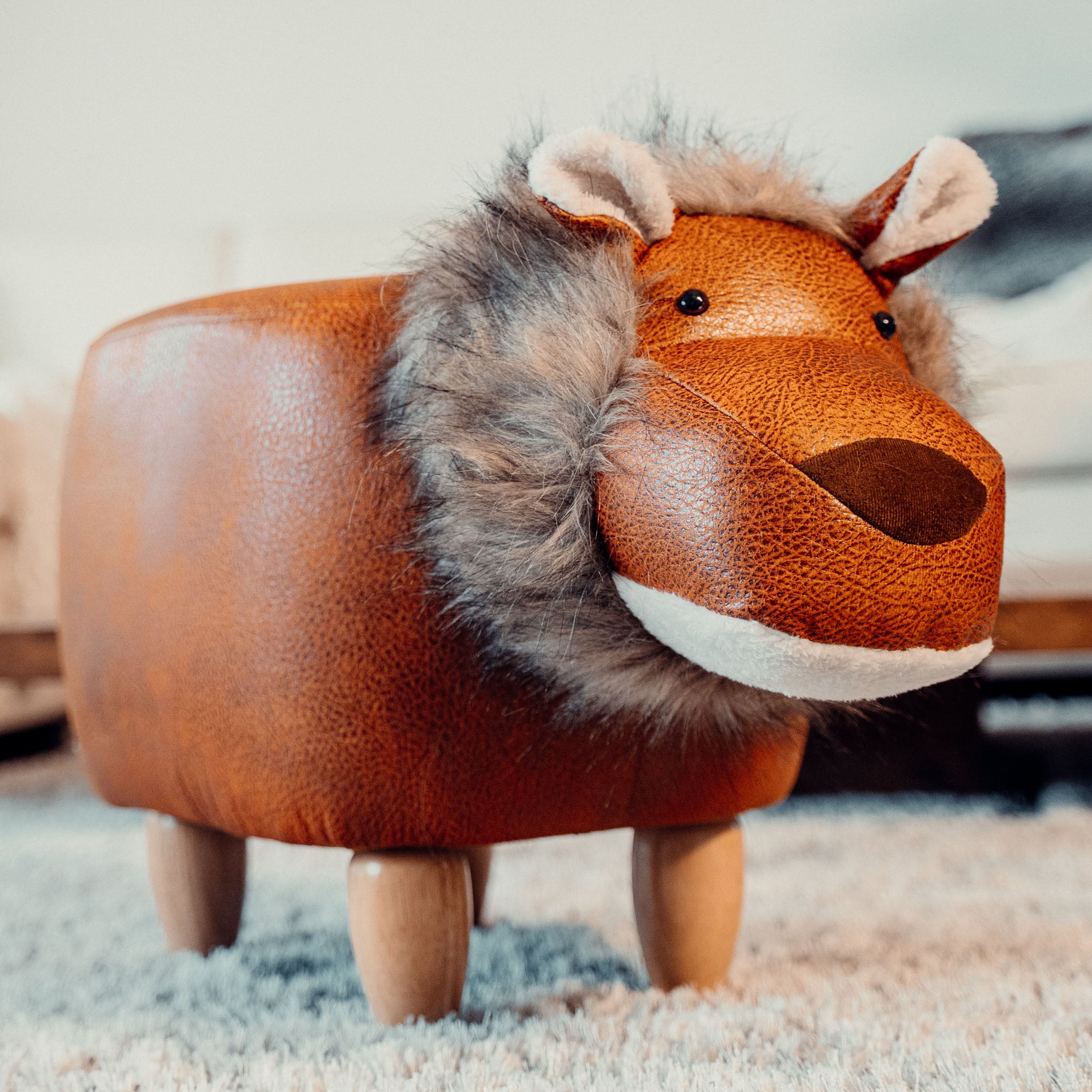 Löwe-Sitzhocker für Kinder - Bequem, modern & fantasievoll